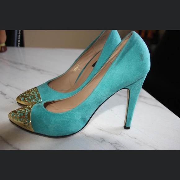 Yoki | Shoes | Beautiful Turquoise And Gold Heels | Poshmark